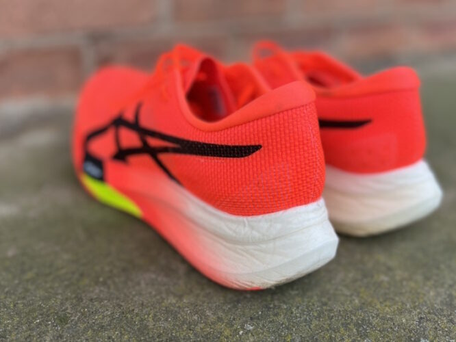 ASICS – MetaSpeed Sky Paris Review - The Lightweight Race Shoe - Find ...