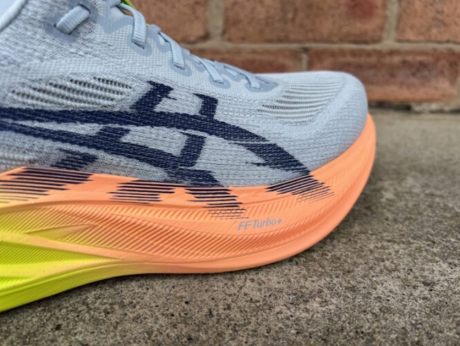 ASICS Superblast 2 Paris Review – Is This Shoe Too Good? - Find My Footwear