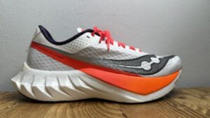 Saucony Endorphin Pro 4 vs Endorphin Speed 4 - Which Speedy Saucony is ...